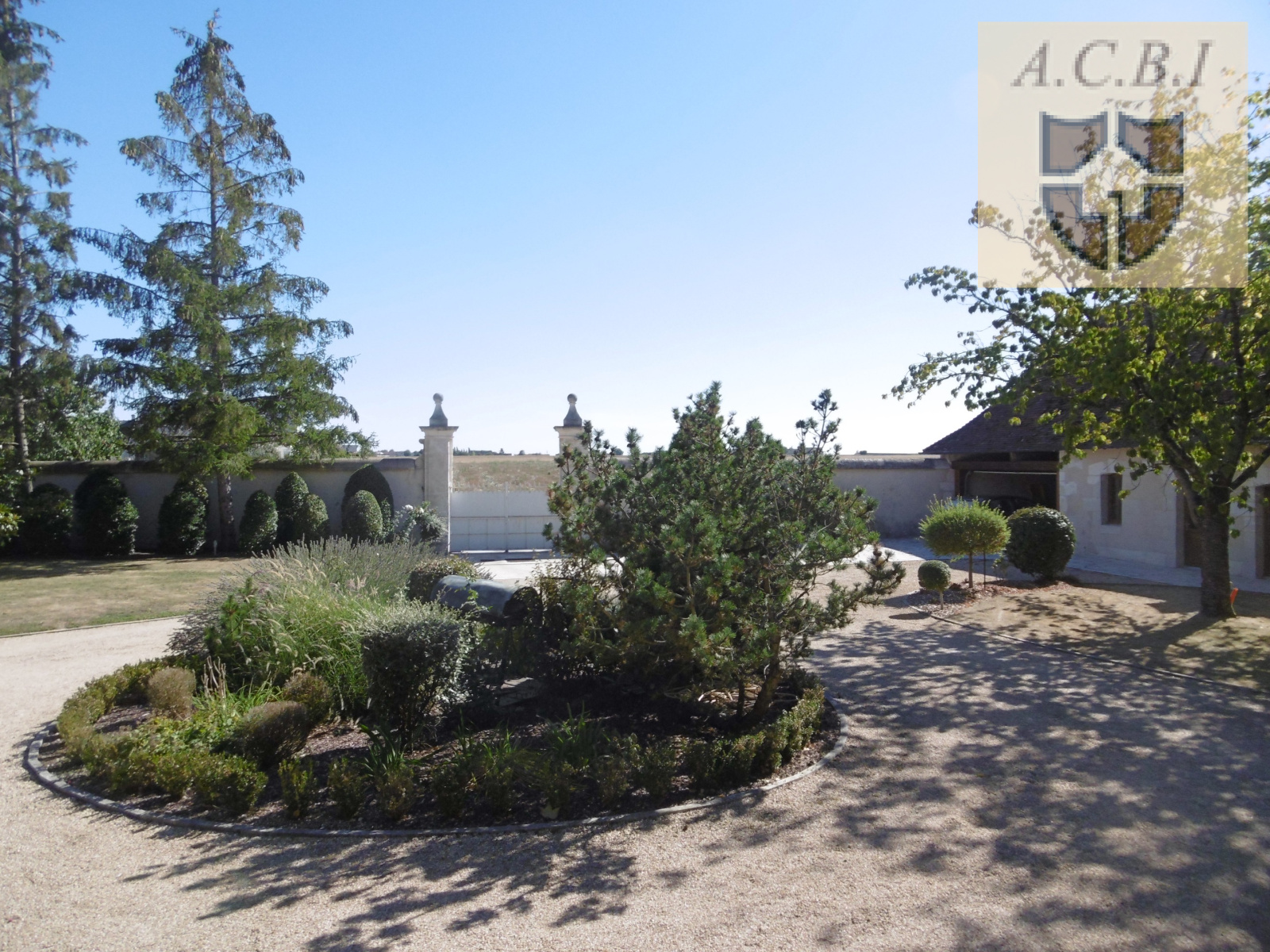 Vente ANCIEN RELAIS DE CHASSE DU 19ème ET SES DÉPENDANCES AUX PORTES DE ...